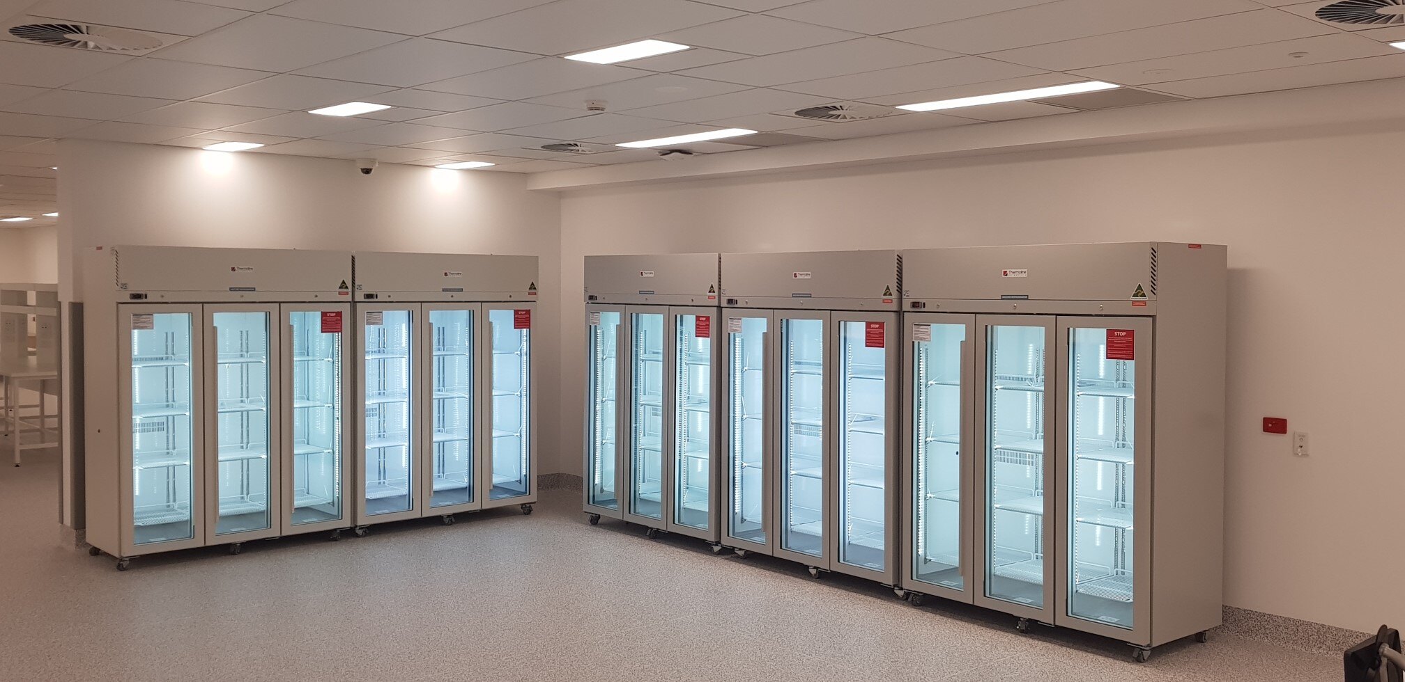 Choosing the Right Vaccine Refrigerator Size for Your Medical Facility ...
